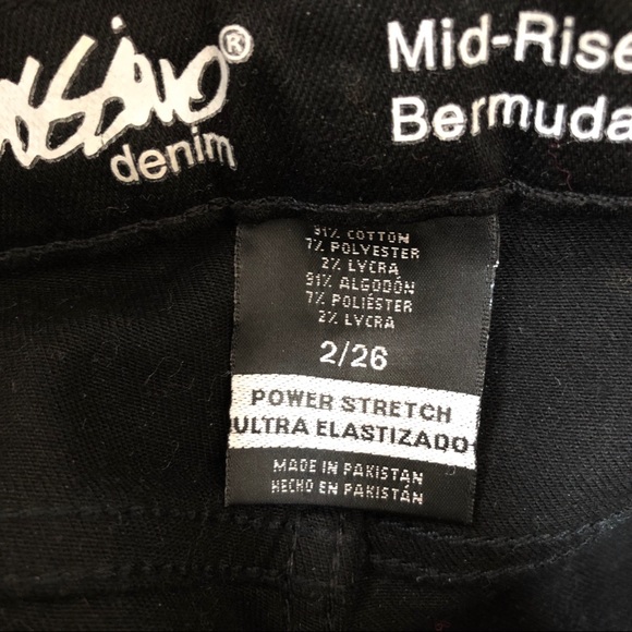 Mossimo Supply Co. | Shorts | New Wout Tags Mossimo Midrise Bermuda ...
